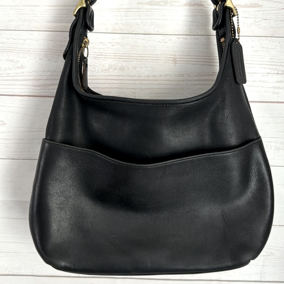Coach | Bags | Coach Vintage Legacy Black Shoulder Bag Mod958 Y2k ...
